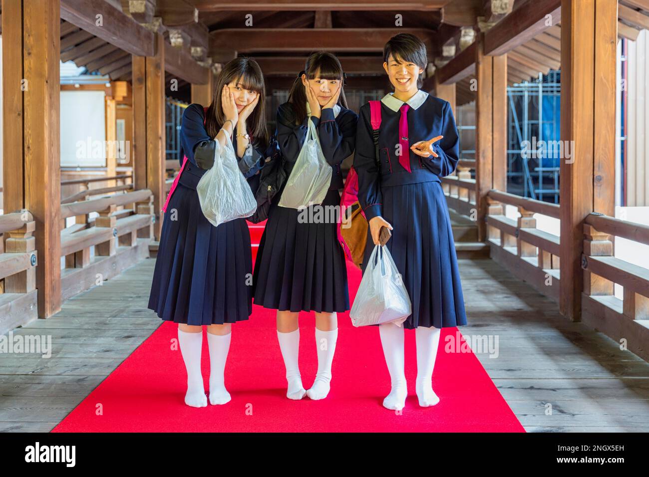Kyoto Japan. Students visiting Chion-in temple Stock Photo - Alamy