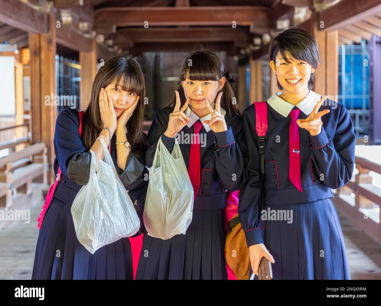 Kyoto Japan. Students visiting Chion-in temple Stock Photo - Alamy