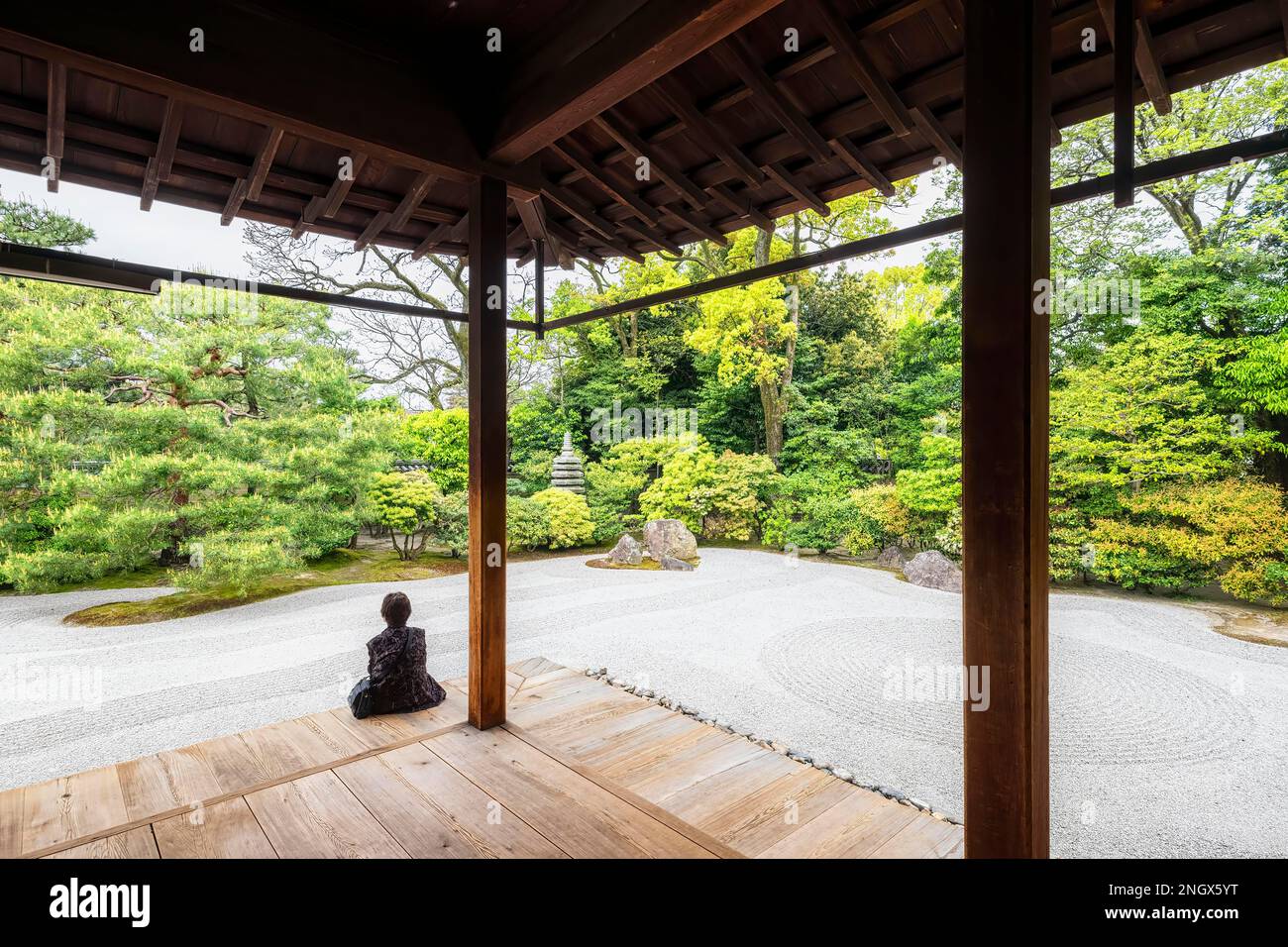 Kyoto Japan. Meditation at Kennin ji buddhist zen temple Stock Photo ...