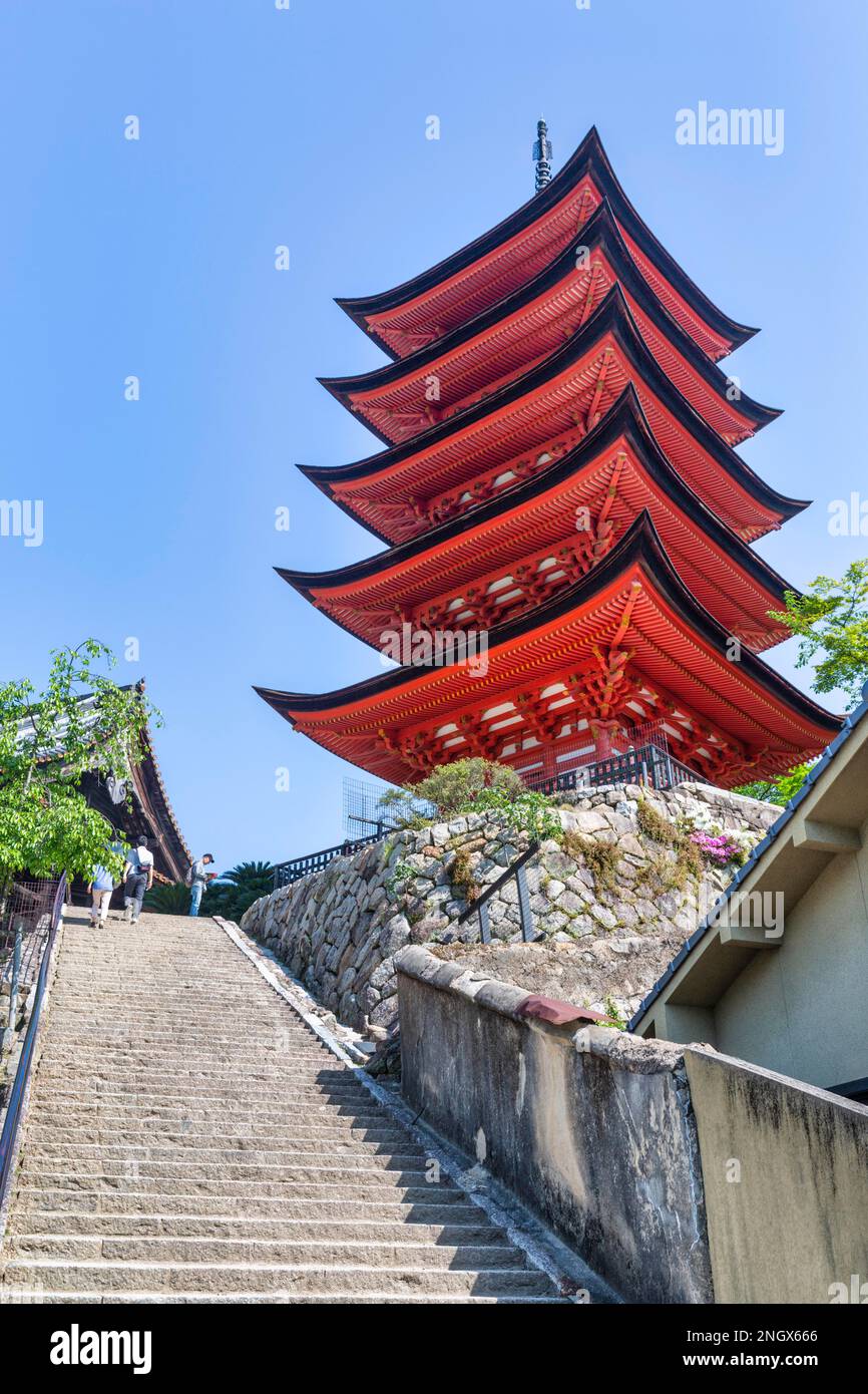 Itsukushima Miyajima Japan. Itsukushima Shrine Stock Photo - Alamy
