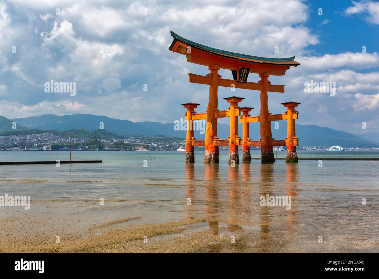 Itsukushima Miyajima Japan. Itsukushima Shrine and floating torii gate ...