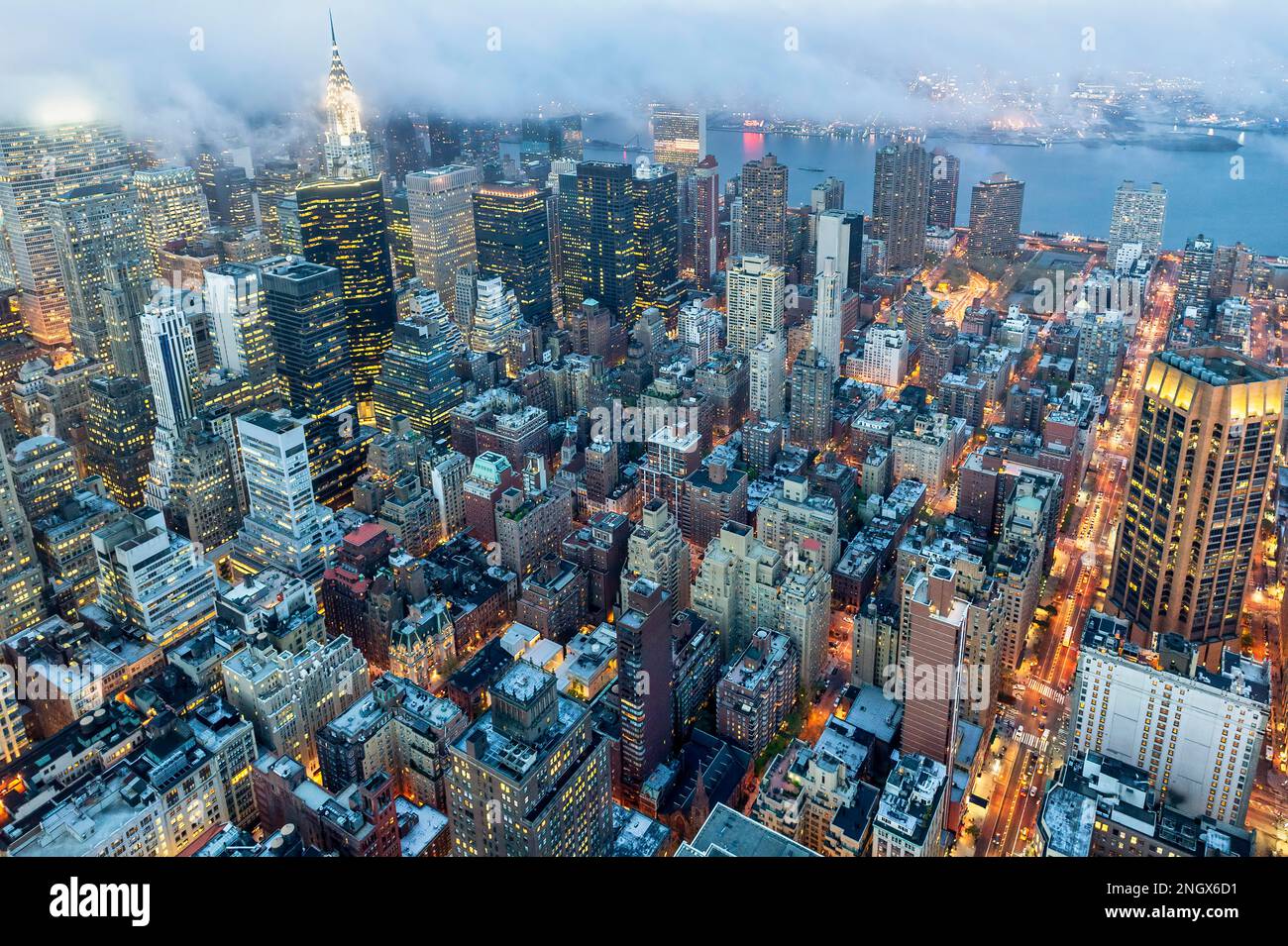 Manhattan dusk aerial hi-res stock photography and images - Alamy