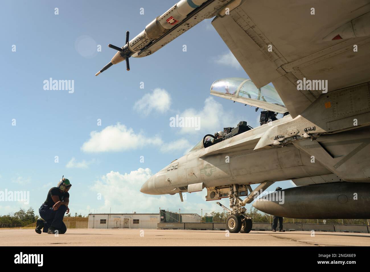 221130-N-IW125-1019 KEY WEST, Fla. (Nov 30, 2022) U.S. Navy Aviation ...