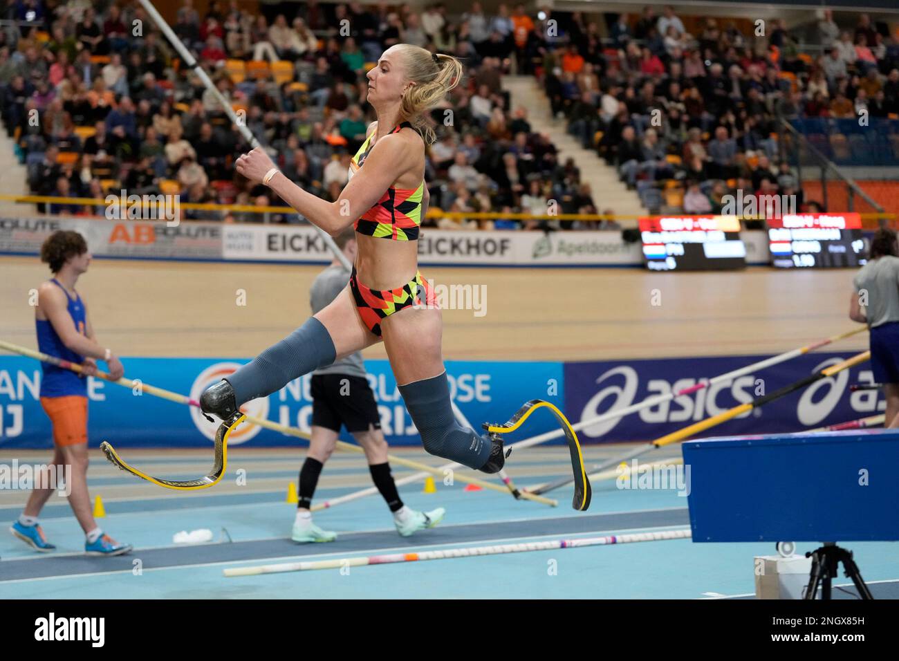 Long jump women hi-res stock photography and images - Alamy
