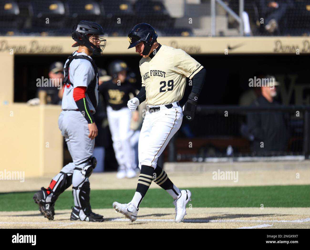 Graduate 2023 hi-res stock photography and images - Alamy