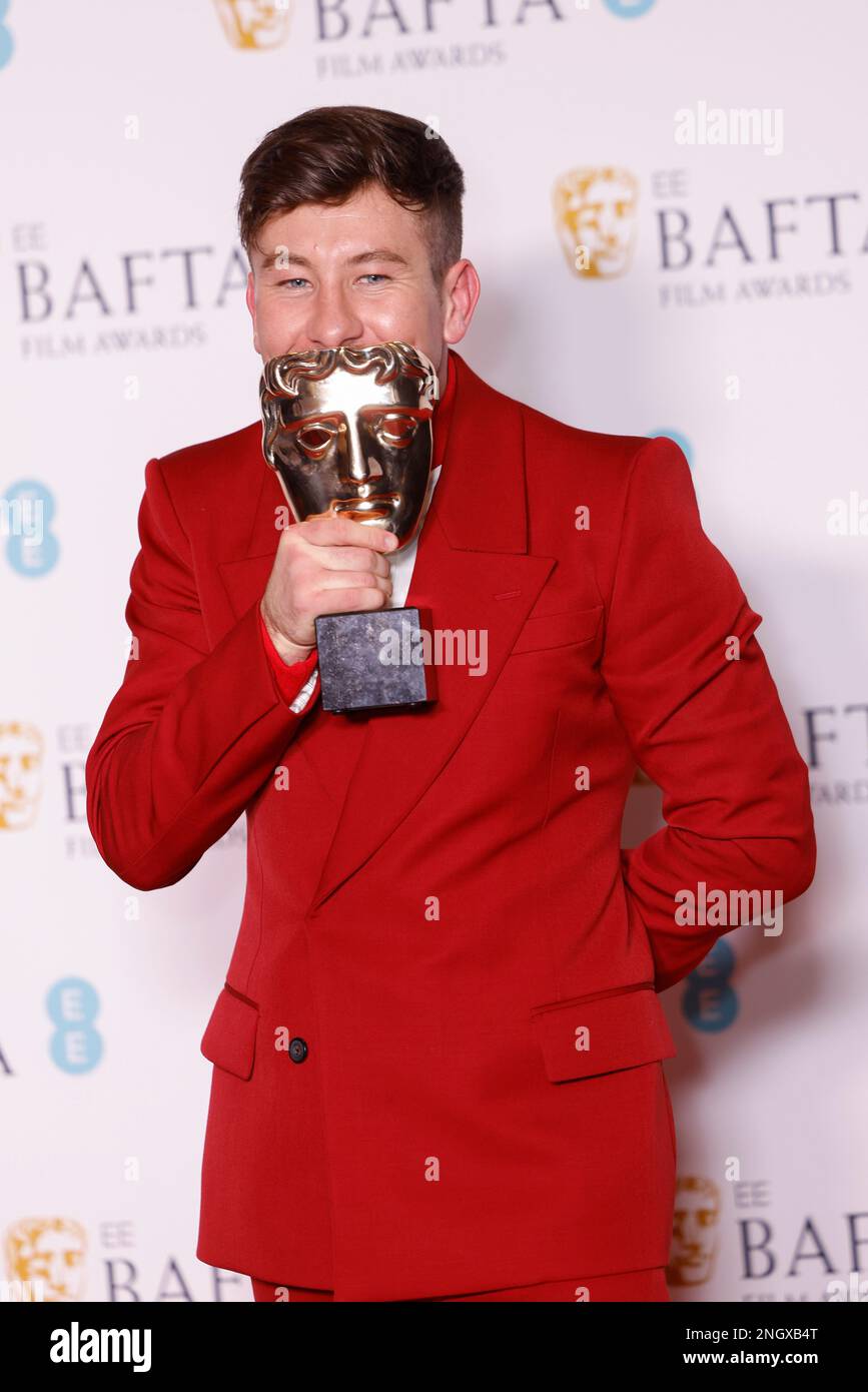 Barry Keoghan poses for photographers with the Supporting Actor award ...