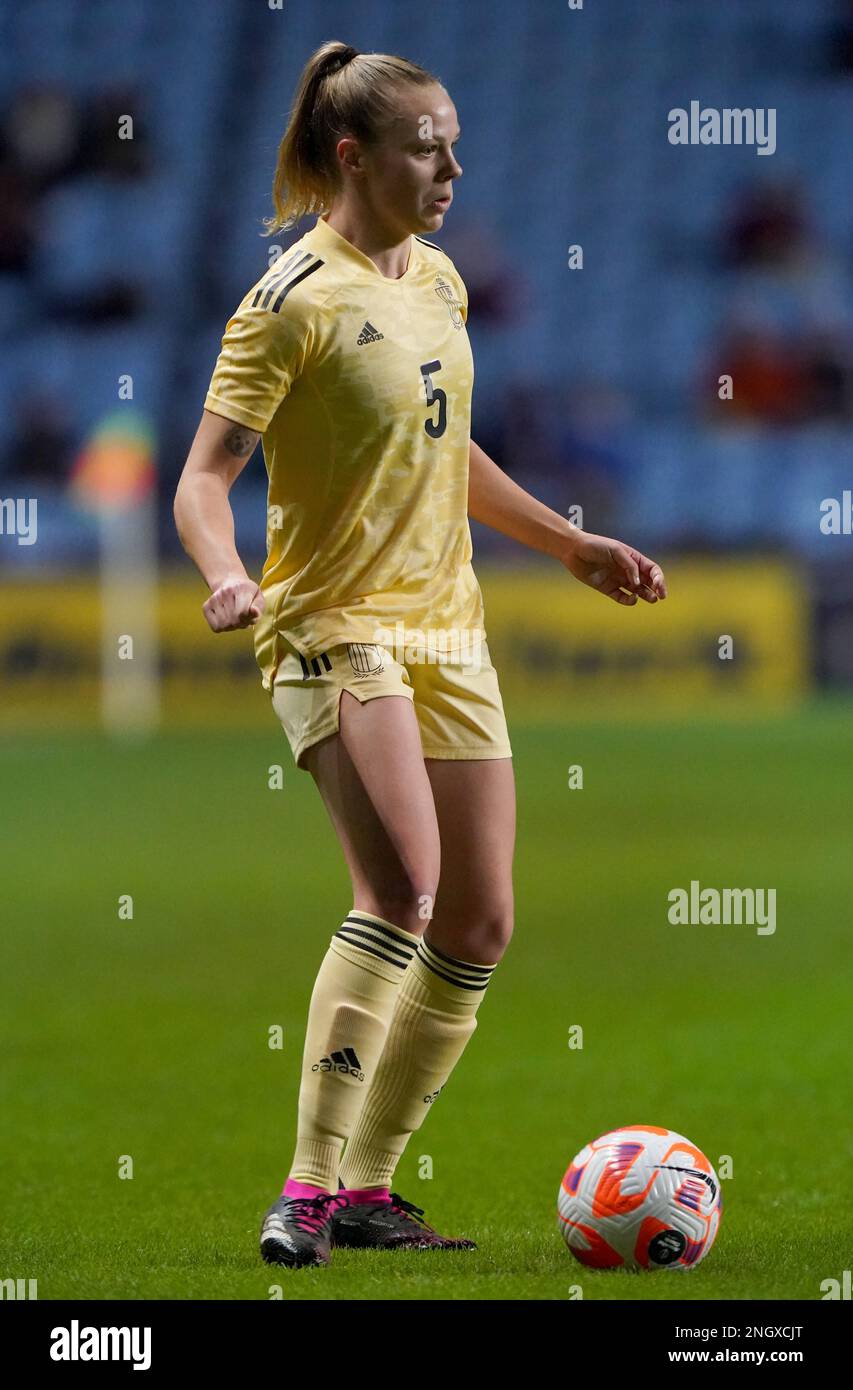 Sarah wijnants hi-res stock photography and images - Alamy