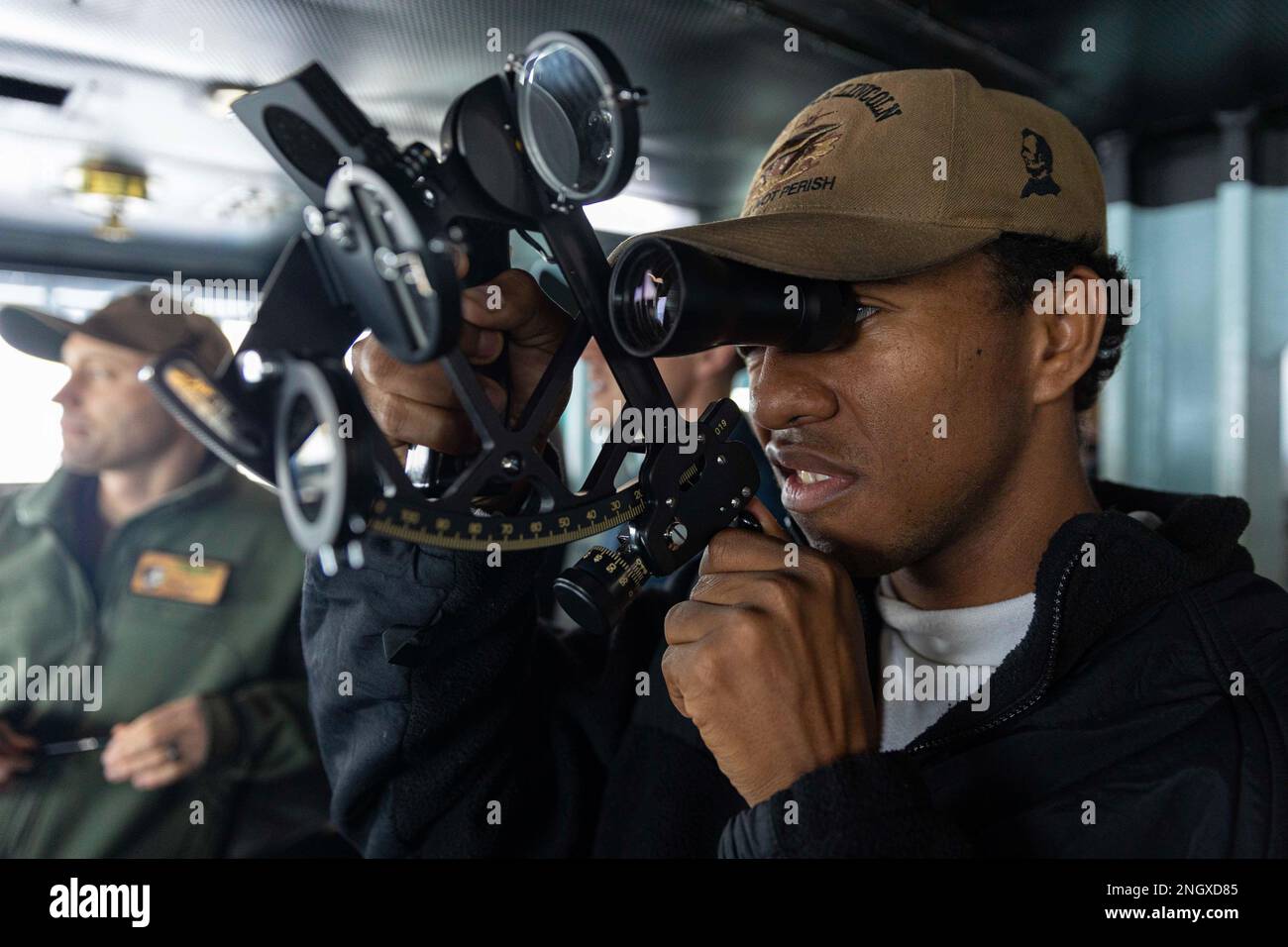 221130-N-LM220-2080 PACIFIC OCEAN (Nov. 30 2022) Quartermaster 3rd ...