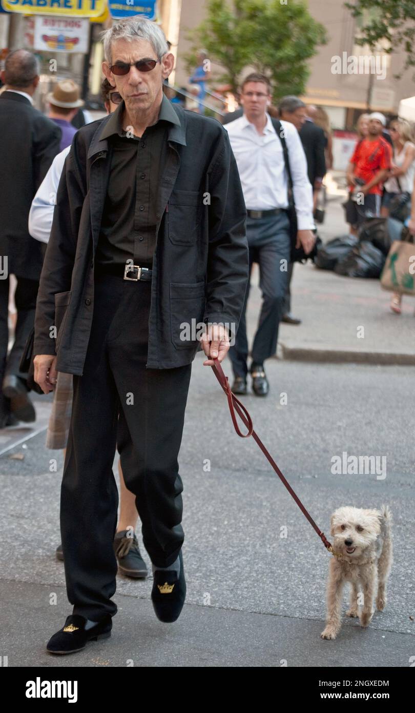Richard belzer dog hi-res stock photography and images - Alamy