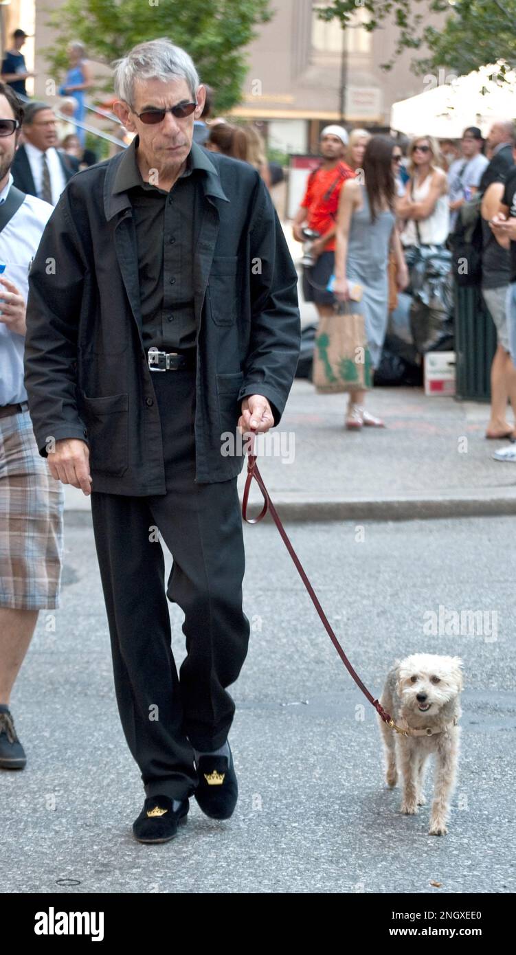 Breaking news file photo richard belzer hi-res stock photography and ...