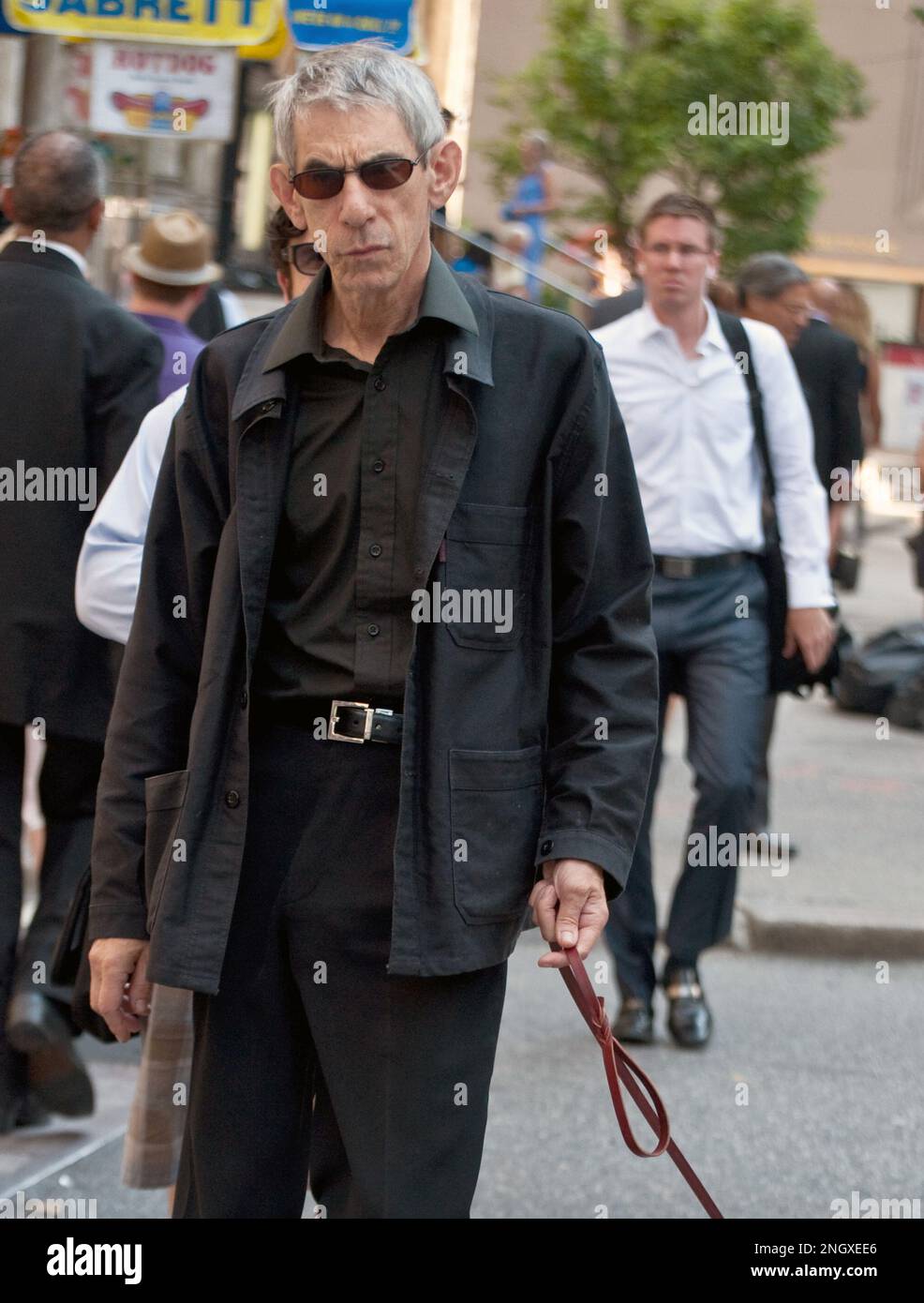 Richard belzer dog hi-res stock photography and images - Alamy