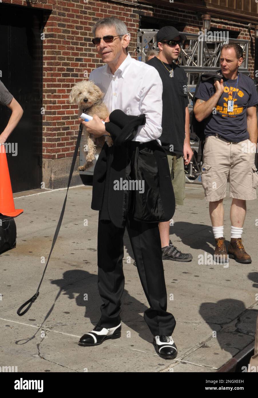 Breaking news file photo richard belzer hi-res stock photography and ...
