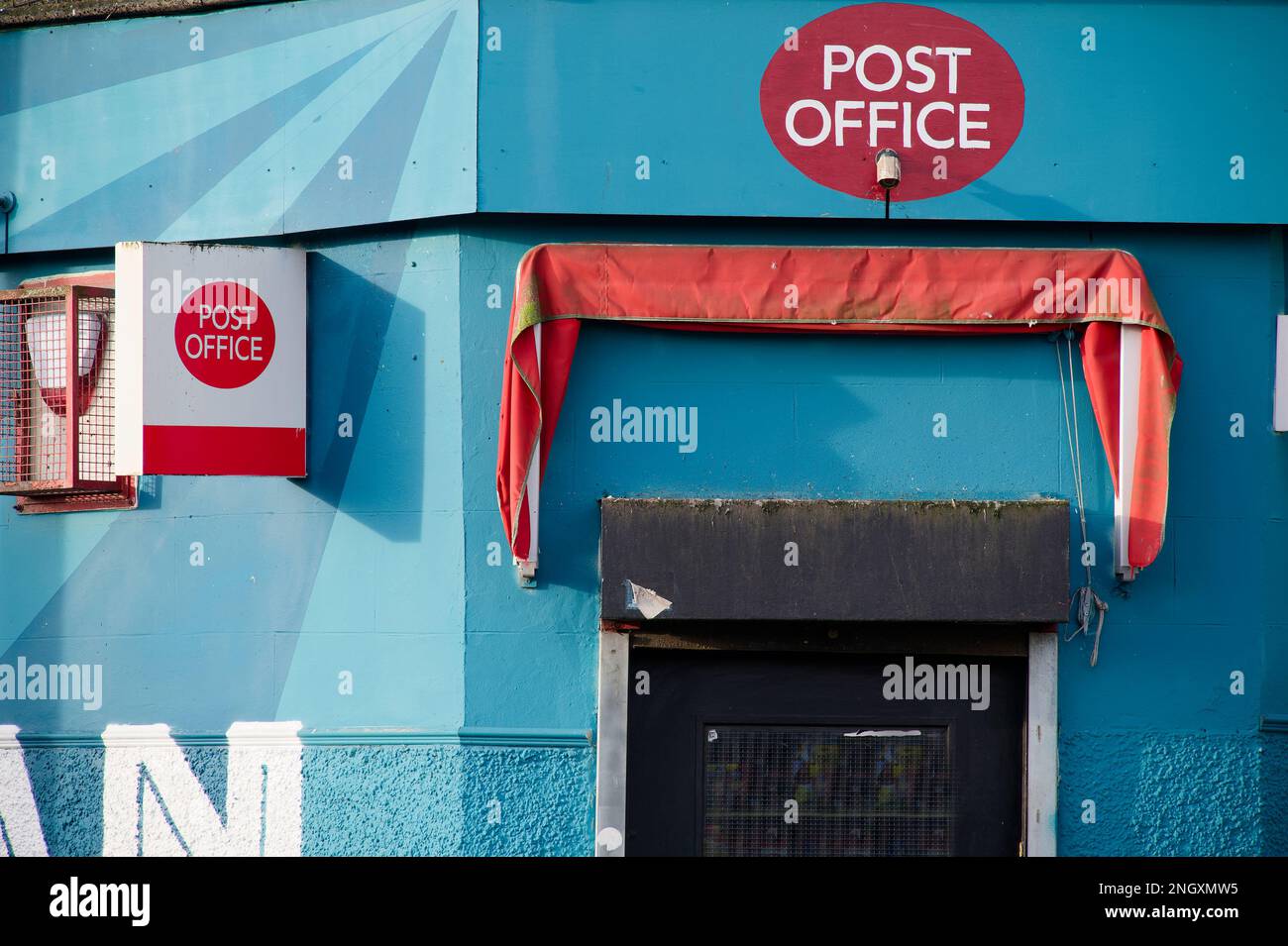 Victorian london postman hi-res stock photography and images - Alamy