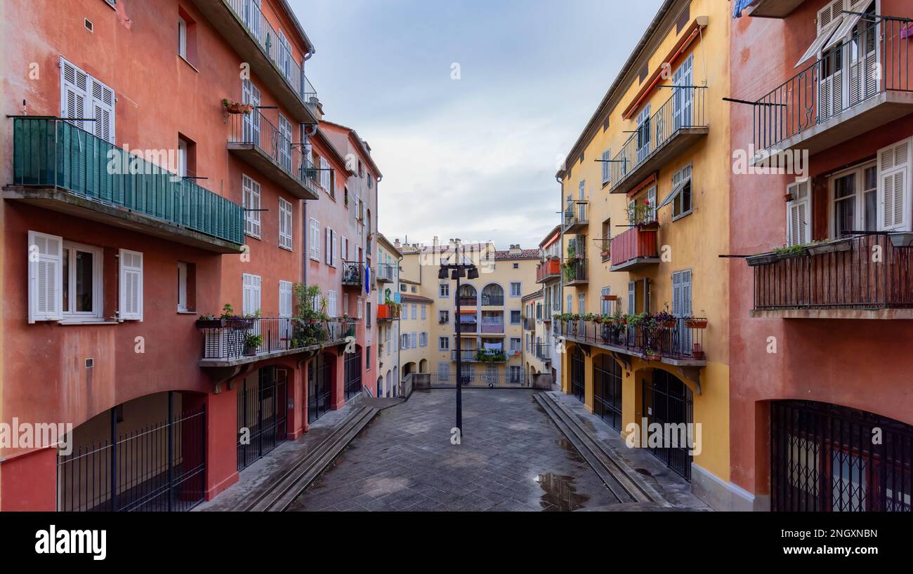 Residential Apartment Homes in Old Nice, France Stock Photo - Alamy