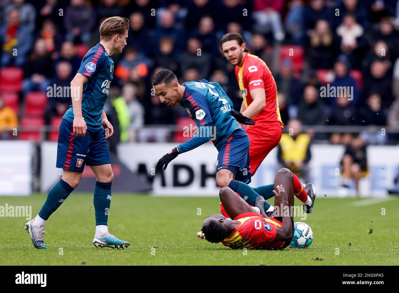 19-02-2023: Sport: Go Ahead v Twente DEVENTER, NETHERLANDS - FEBRUARY ...