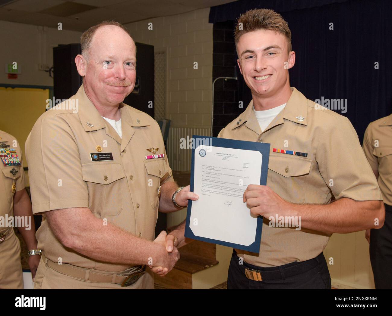 221130-N-EJ241-1017 Information Systems Technician 2nd Class Alexander ...