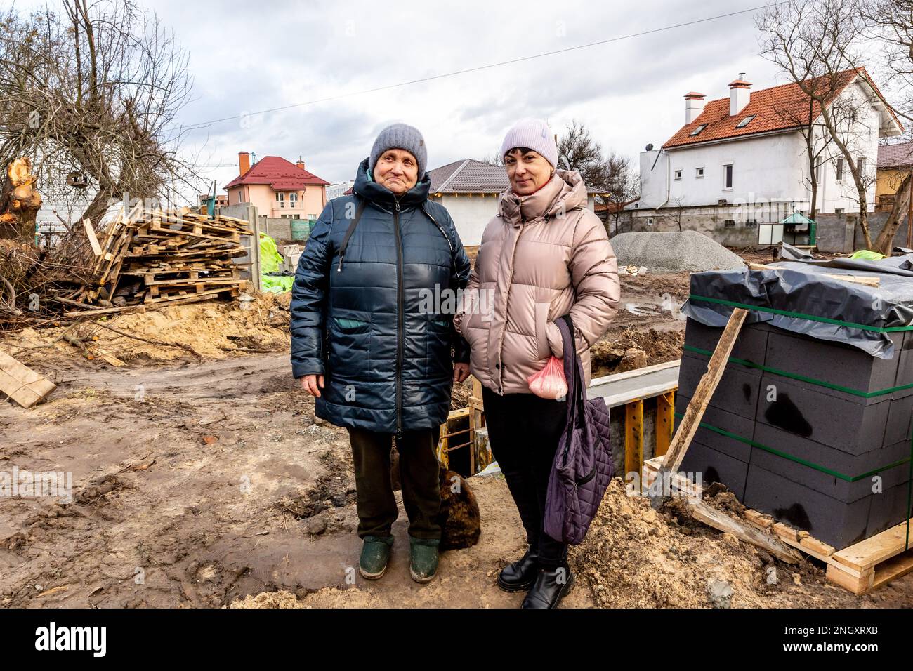 Bucha, Kyiv Oblast, Ukraine. 18th Feb, 2023. Residents of houses which ...