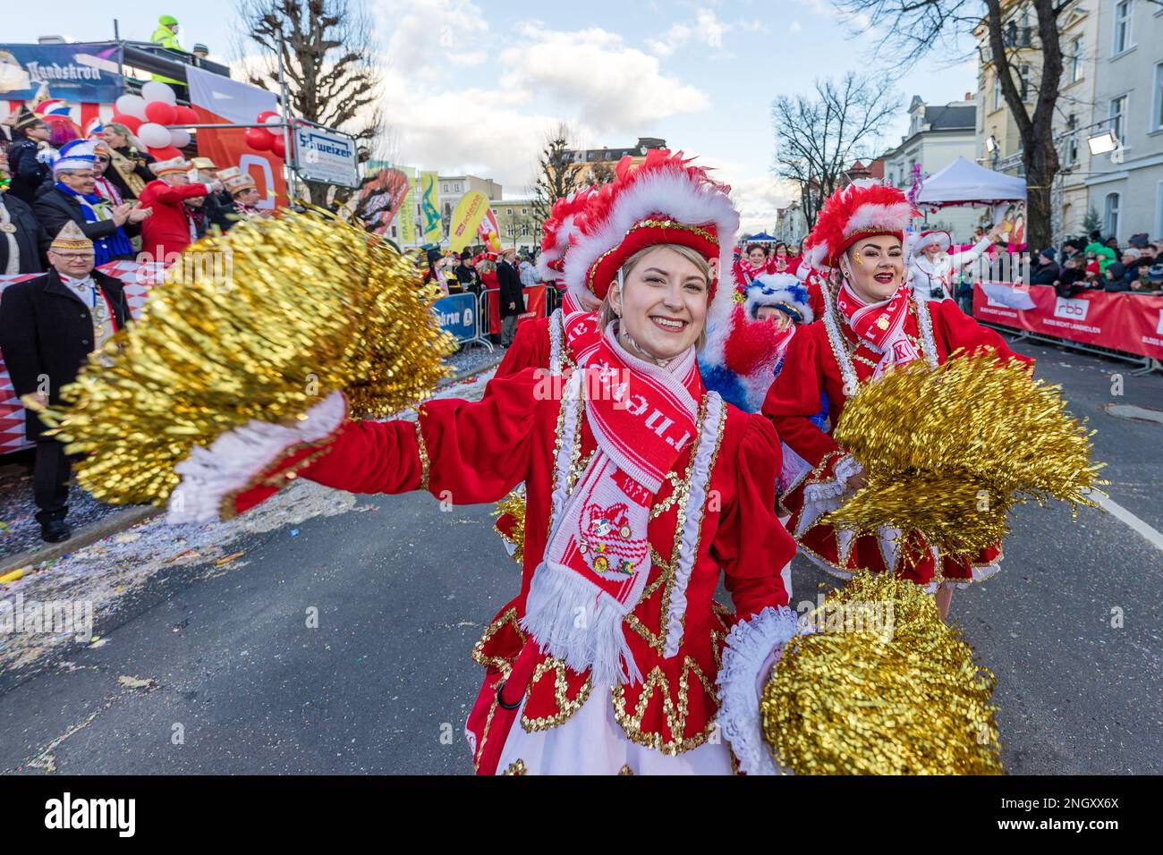 Cottbus, Germany. 19th Feb, 2023. Funkenmariechen dance at the carnival ...