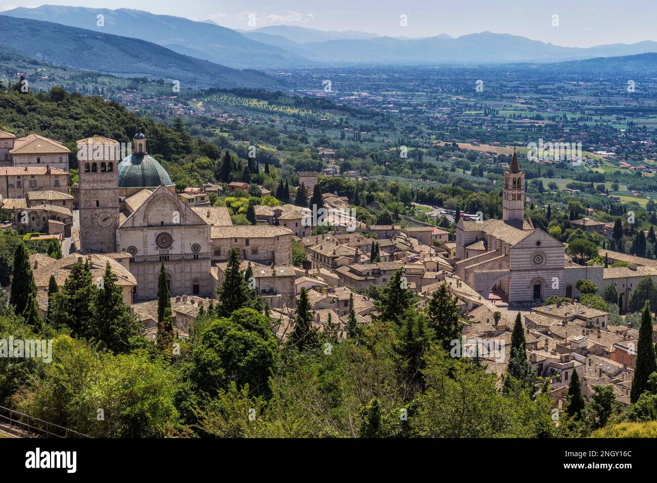 Panoramic view of Assisi, italian medieval town Stock Photo - Alamy