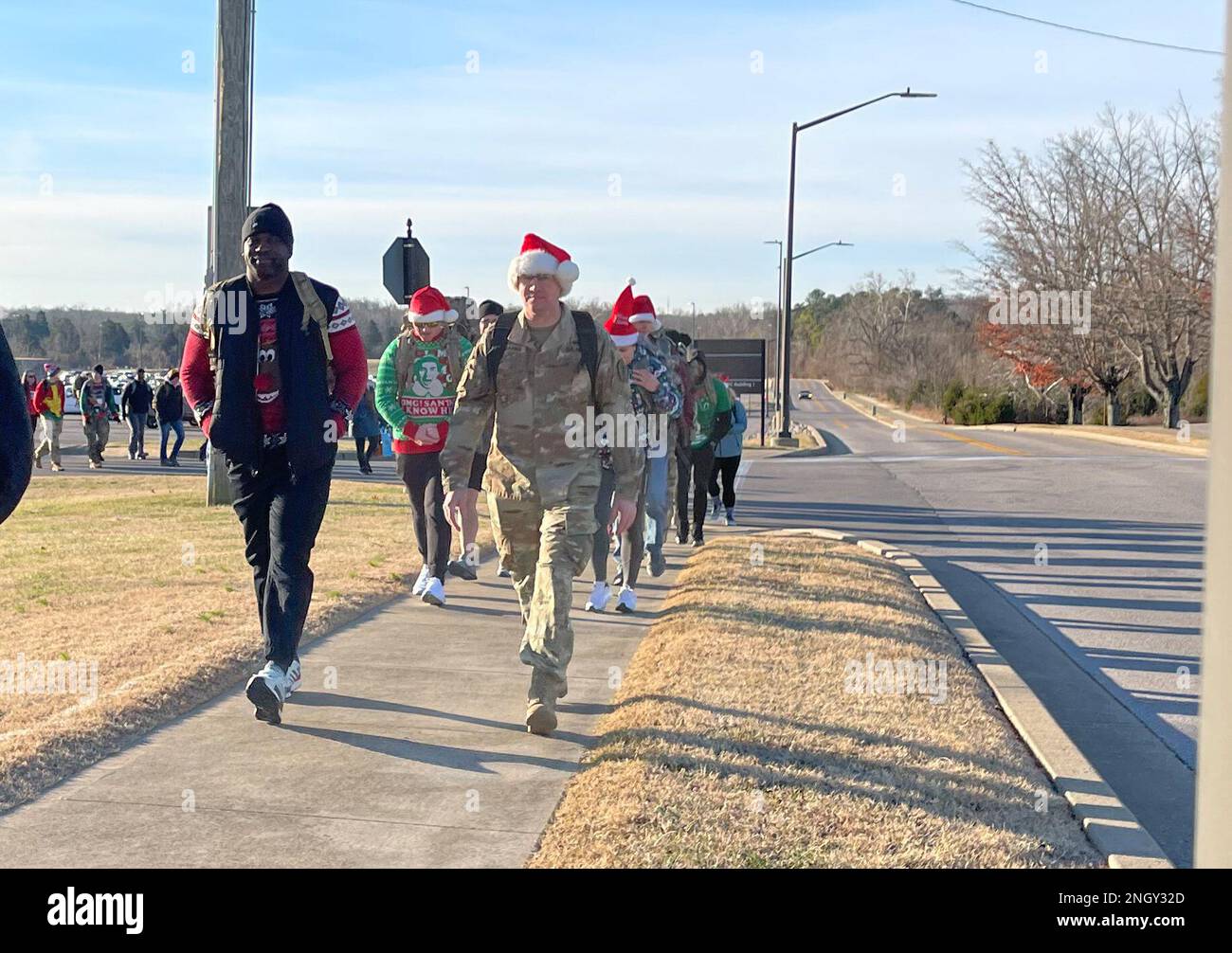 U.S. Army Human Resources Command volunteers, led by the Headquarters ...
