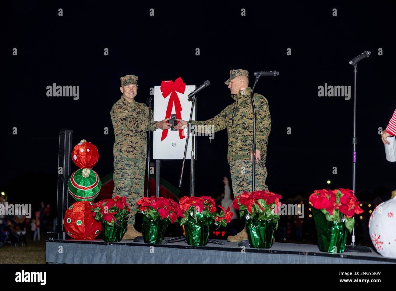 U.S. Marine Corps Maj. Gen. Scott Benedict (left), commanding general ...