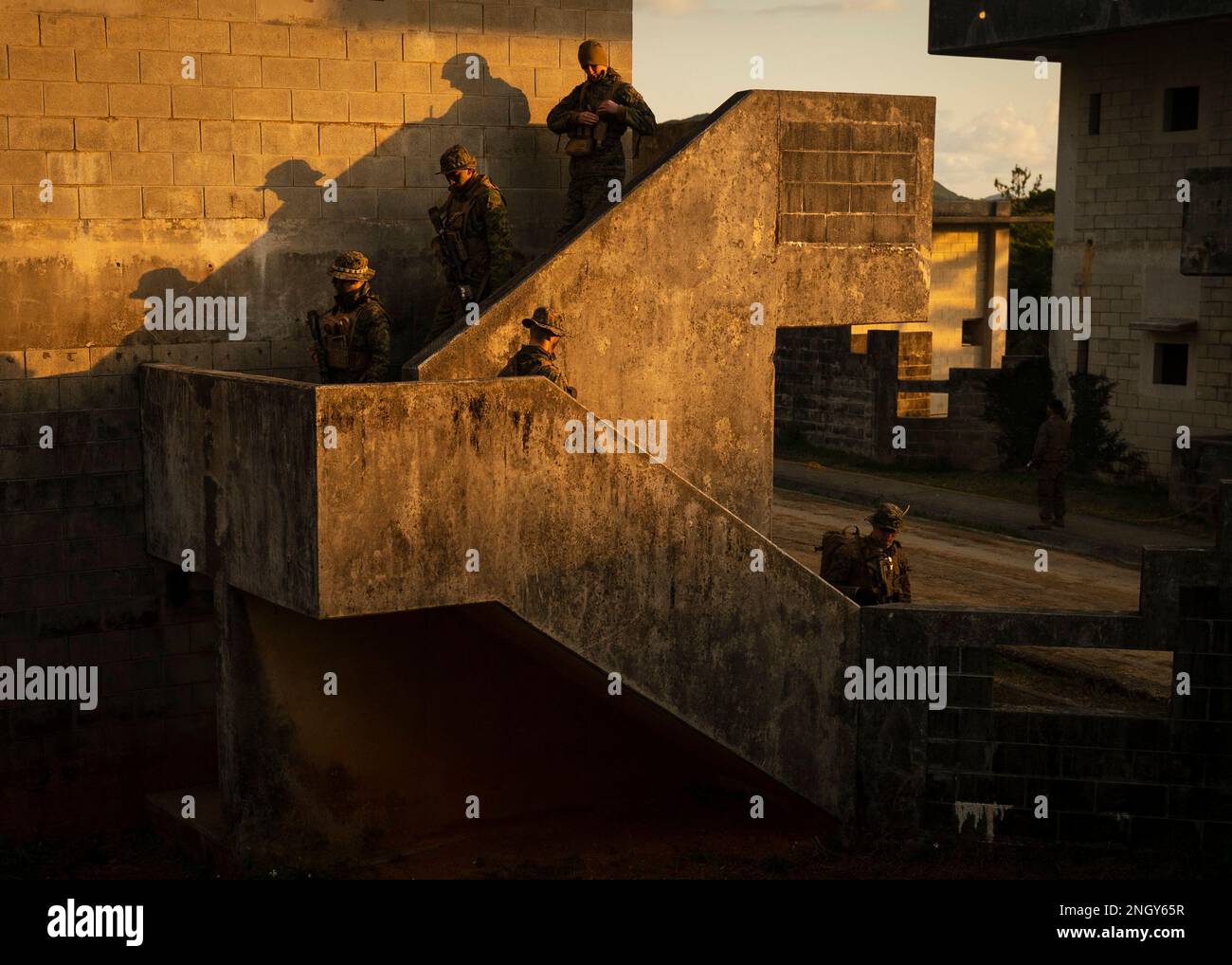 U.S. Marines with 1st Battalion, 7th Marines move to a defensive ...