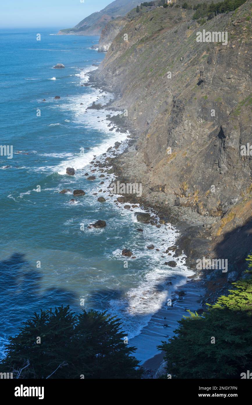 Coastal view from Ragged Point, California, USA Stock Photo - Alamy