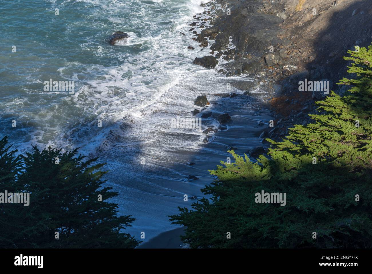Coastal view from Ragged Point, California, USA Stock Photo - Alamy