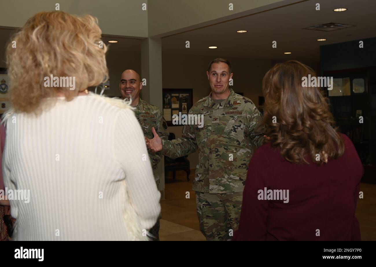 Col. Lucas Teel, 4th Fighter Wing commander, speaks with members from ...