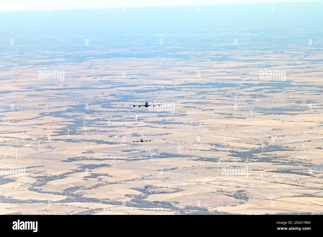 KC-135R Stratotankers assigned to the 155th Air Refueling Wing fly in a ...