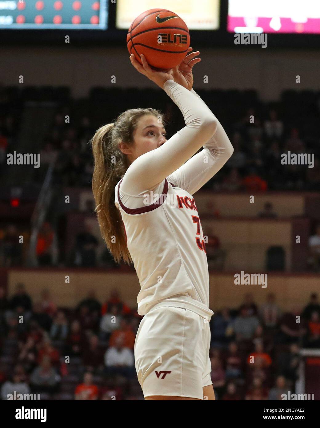 February 19, 2023: Virginia Tech Hokies center Elizabeth Kitley (33 ...
