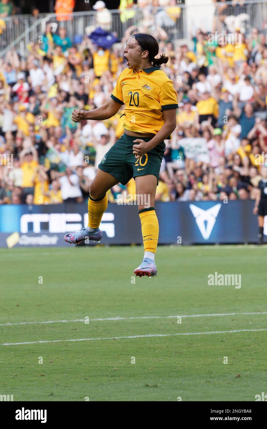 Sam kerr celebrates australia hi-res stock photography and images - Alamy