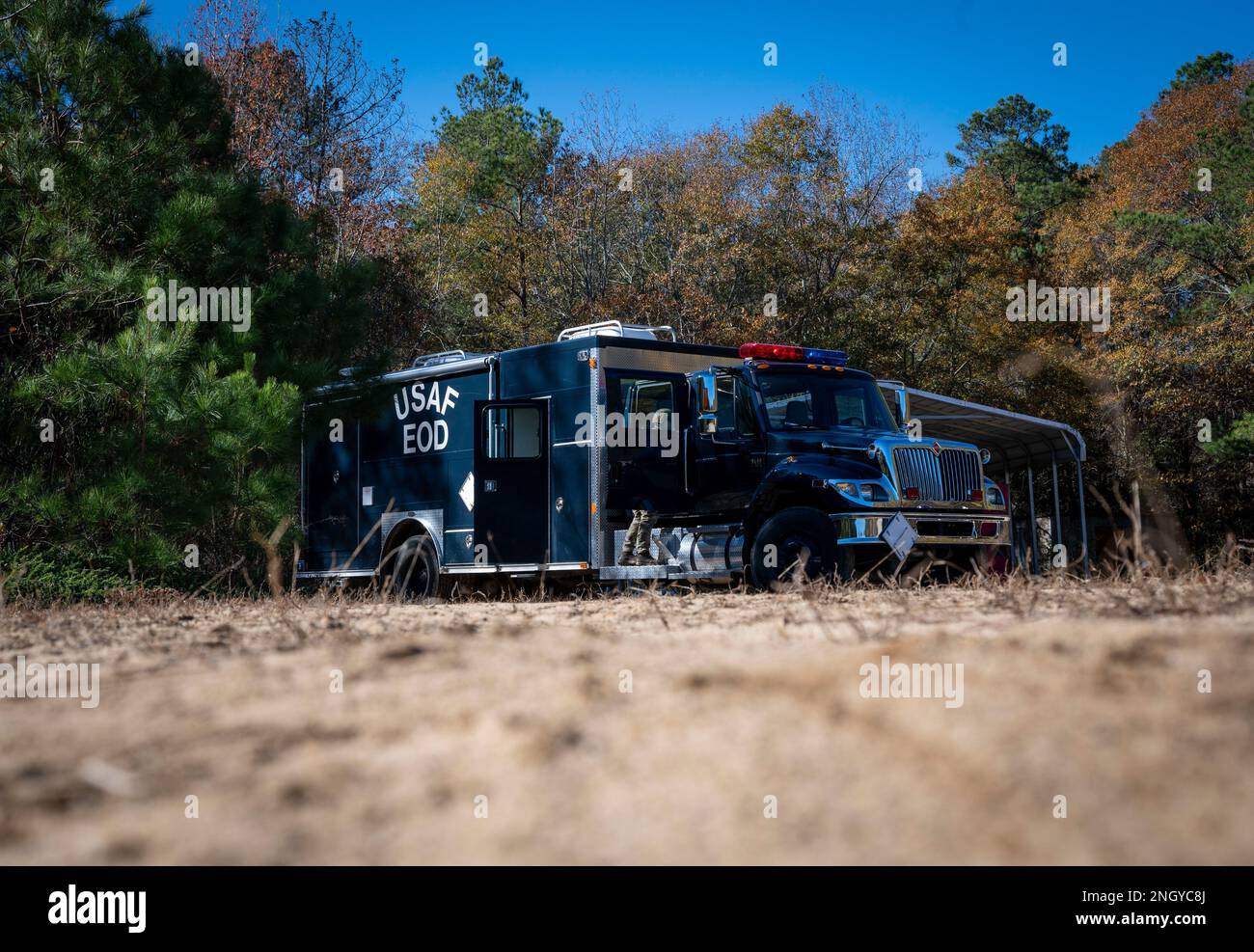 Airmen assigned to 4th Civil Engineer Squadron explosive ordnance ...