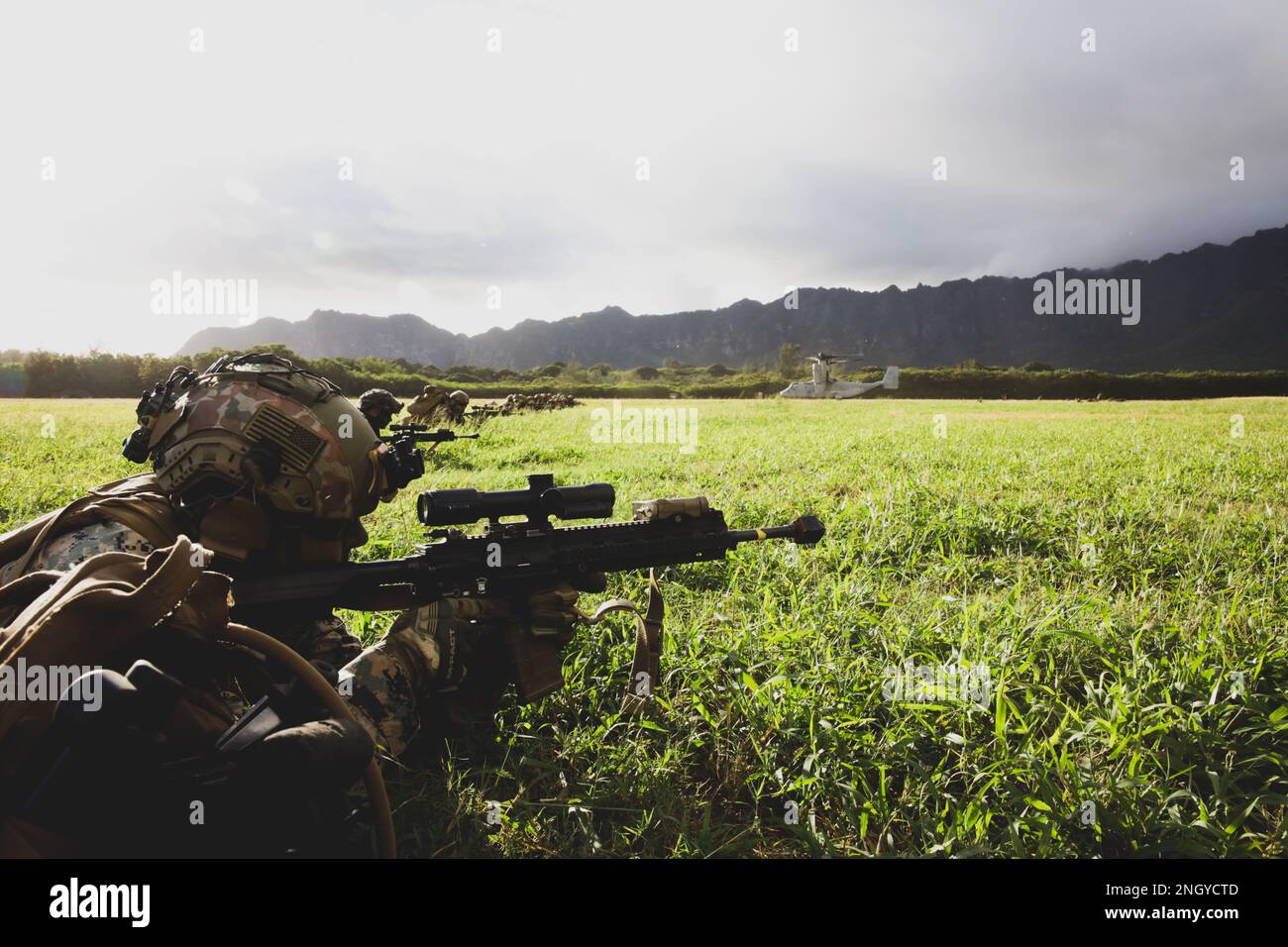 U.S. Marines with 3d Littoral Combat Team, 3d Marine Littoral Regiment ...