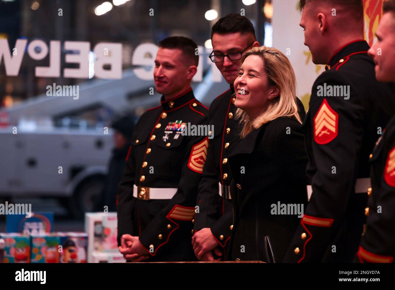 U.S. Marines with 6th Communication Battalion, Force Headquarters Group ...
