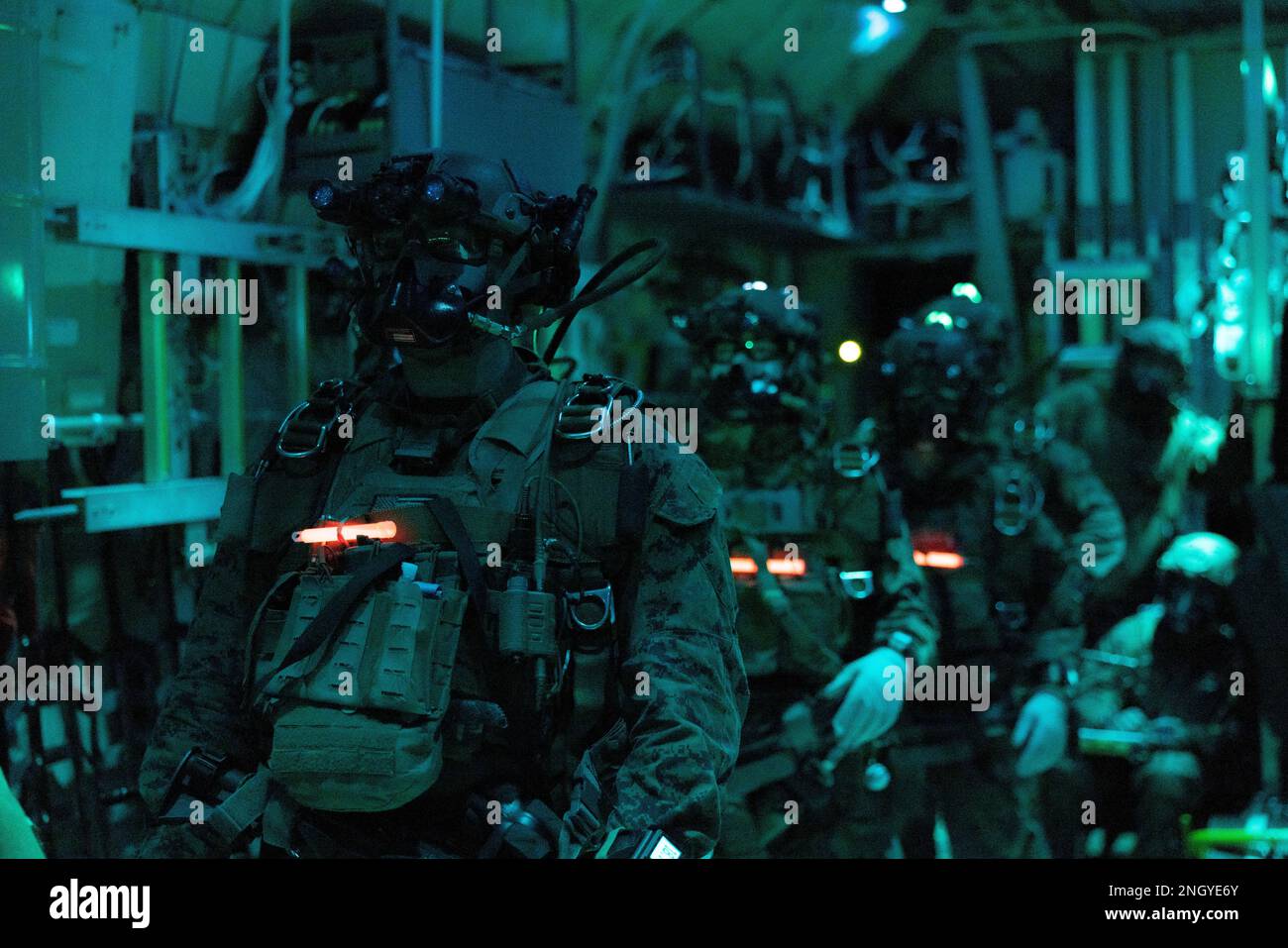 Intermediate landing field hi-res stock photography and images - Alamy