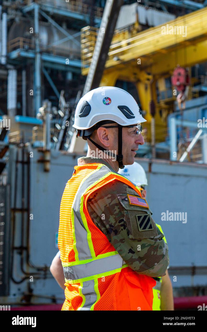 Lt. Gen. Scott Spellmon, the 55th chief of engineers and commanding ...