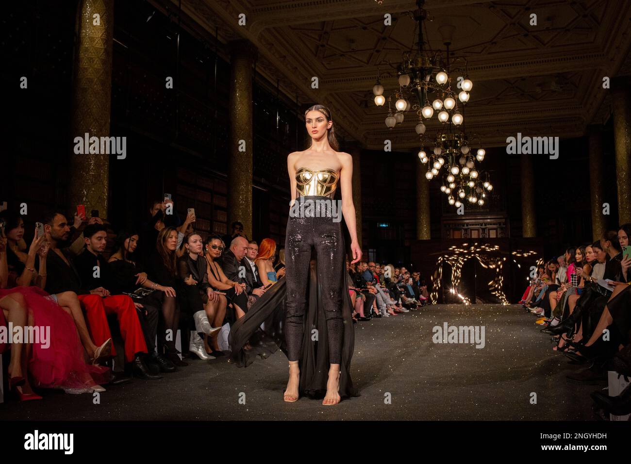 London, UK. Sunday 19th February 2023. A model on the catwalk at the ...