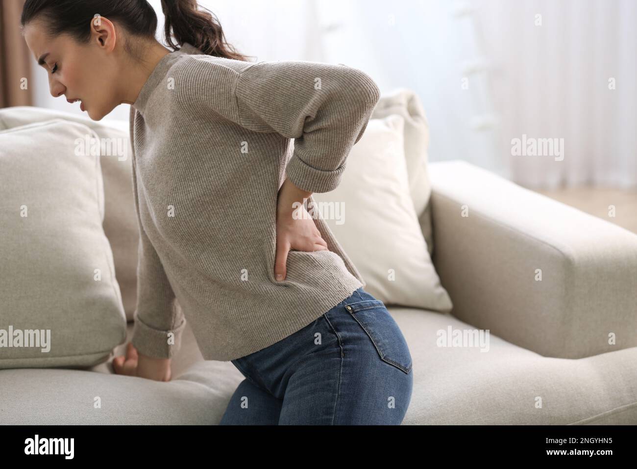 Slouch woman hi-res stock photography and images - Alamy