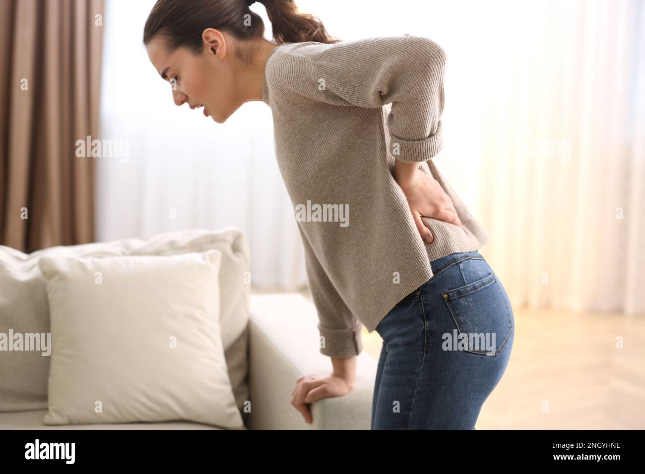 Slouch woman hi-res stock photography and images - Alamy