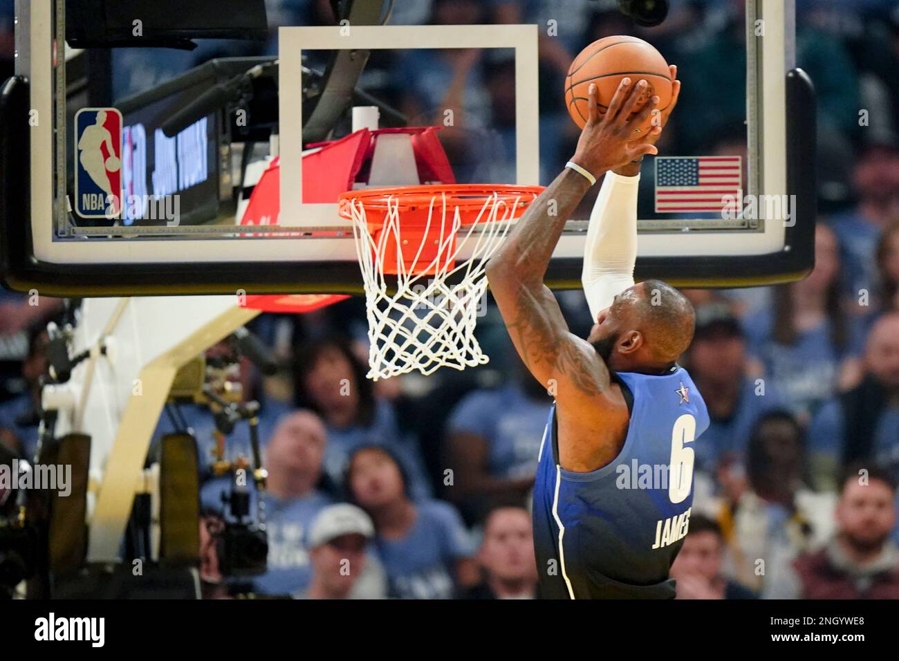 Team LeBron forward LeBron James (6) dunks during the first half of the ...