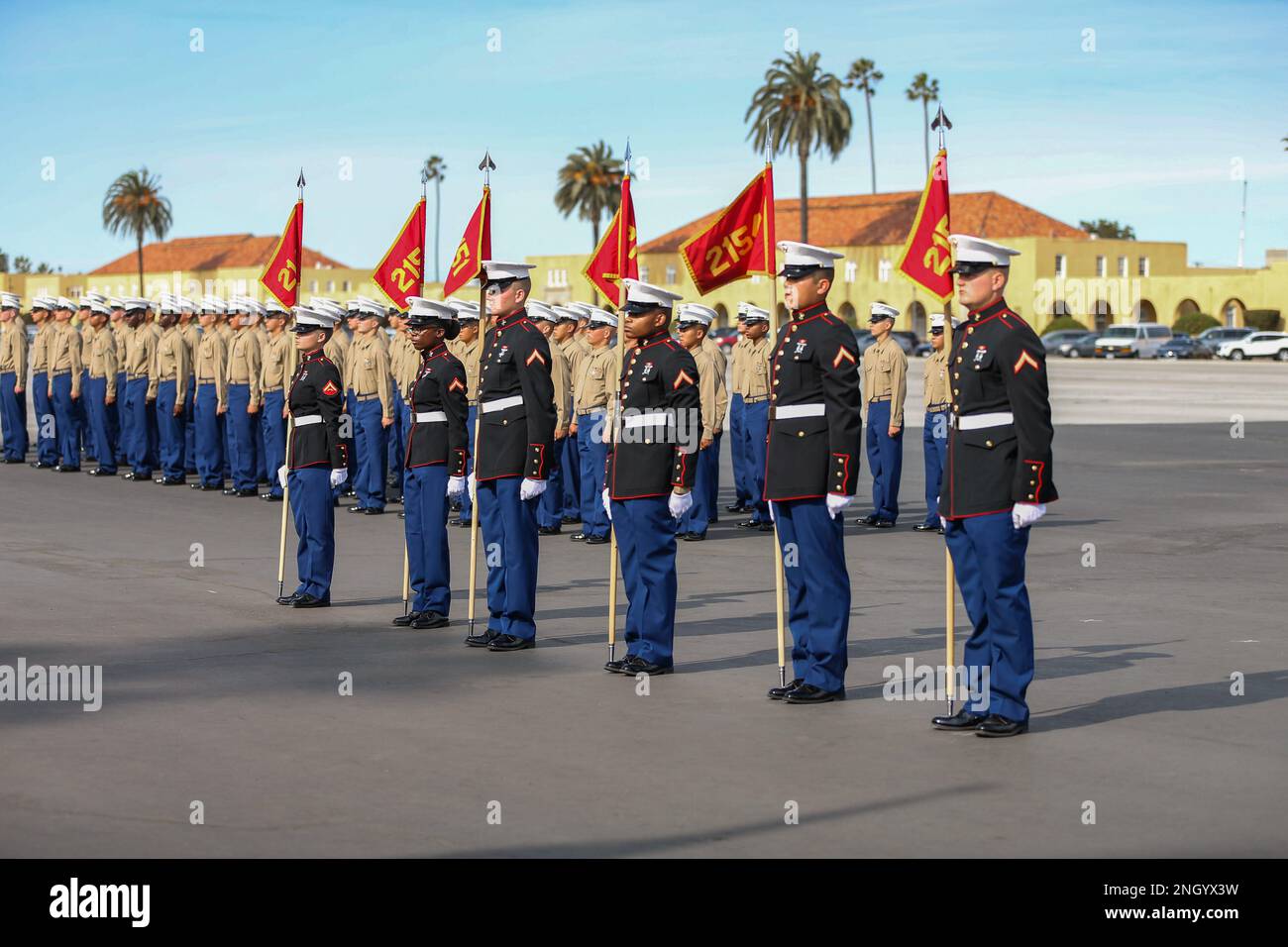 New U.S. Marines with Golf Company, 2nd Recruit Training Battalion ...