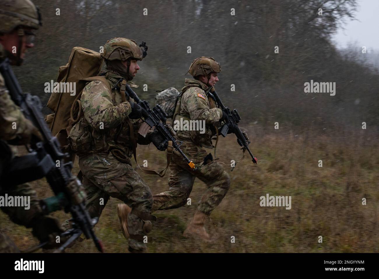 U.S. Soldiers assigned to Lightning Troop Platoon, 3rd Squadron, 2nd ...