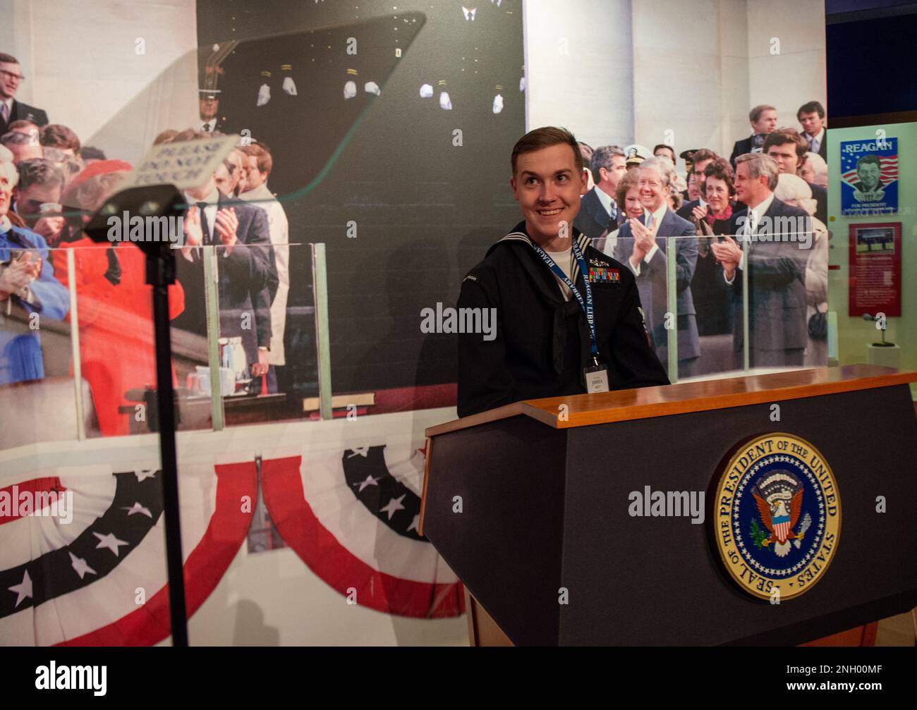 221202-N-BS627-1426 SIMI VALLEY, CA (Dec. 2, 2022) Machinist Mate ...