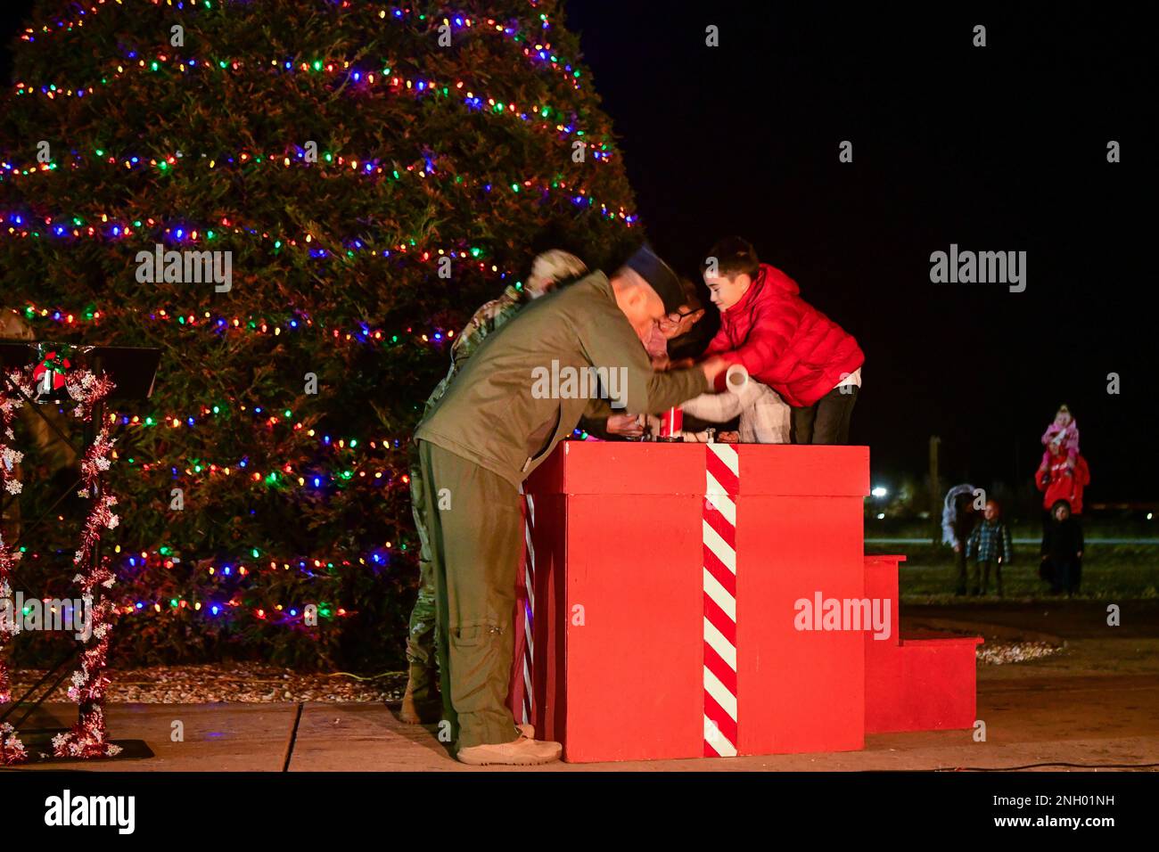 Oliver tree event hi-res stock photography and images - Alamy