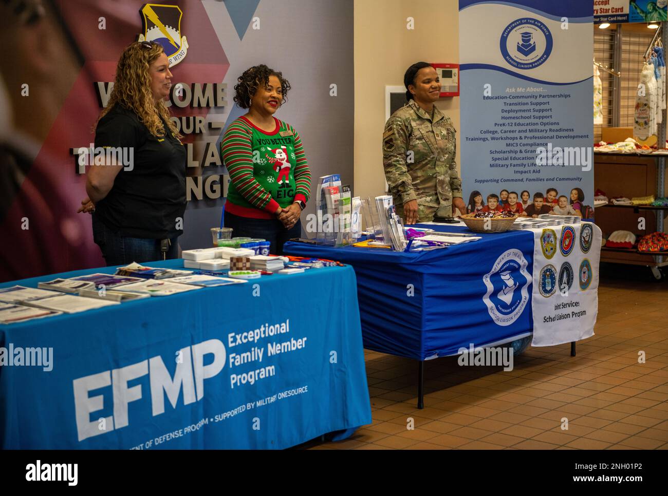 325th fss hi-res stock photography and images - Alamy