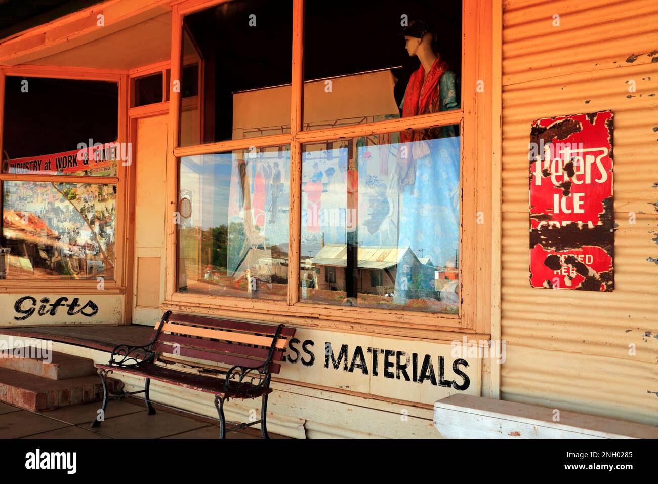 General store, Gwalia historical gold mining town, Leonora, Western ...
