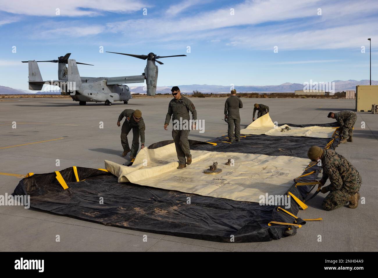 U.S. Marine Corps bulk fuel specialists with Marine Wing Support ...