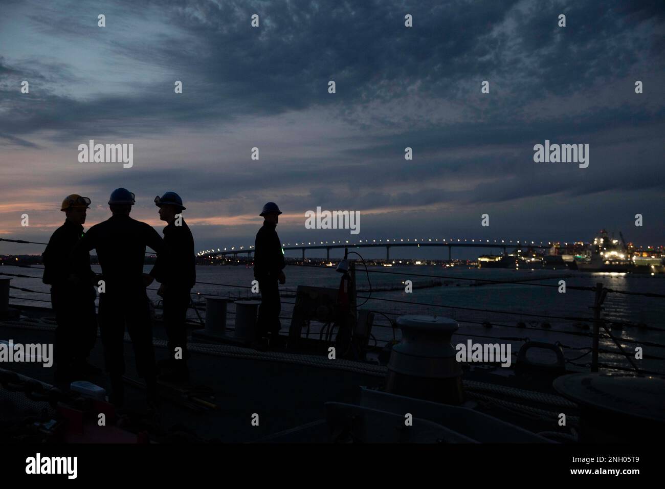 221202-N-SN516-1048 SAN DIEGO (Dec. 2, 2022) U.S. Navy Sailors secure ...