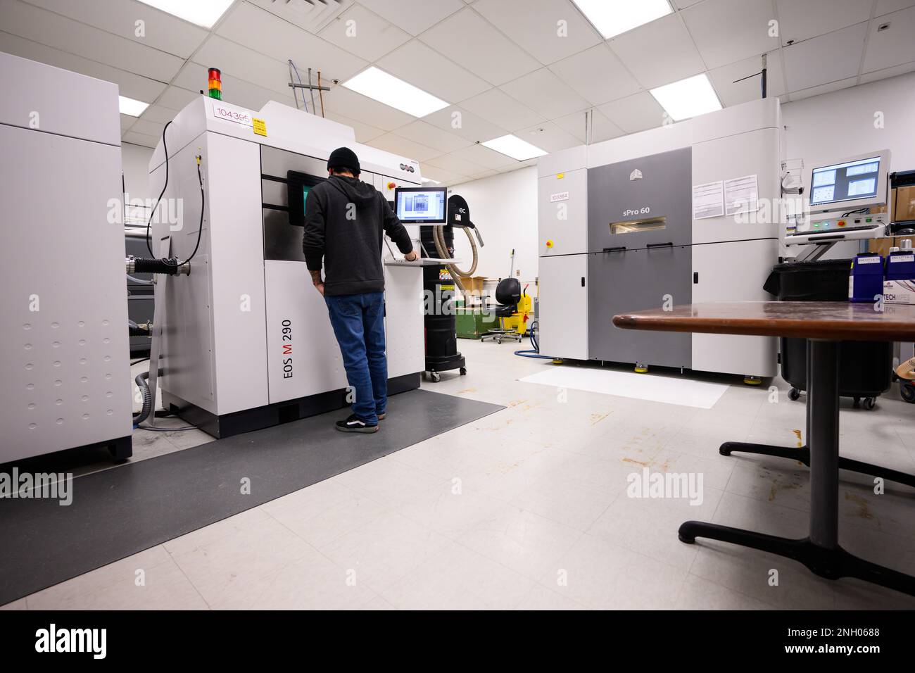 809th maintenance support squadron hi-res stock photography and images ...